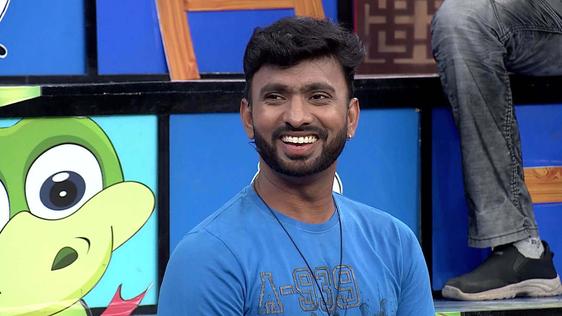 Watch Bhale Chance Le S2 Episode 4 on JioHotstar