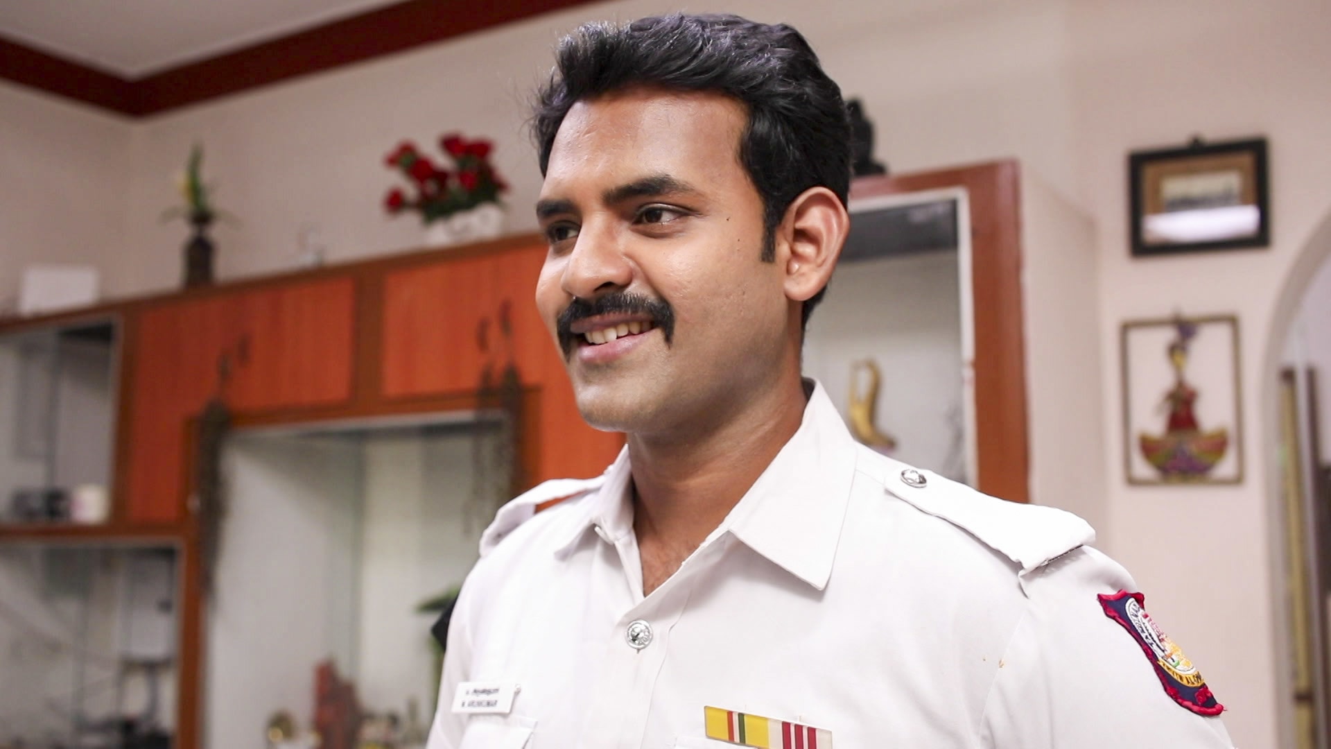 Stream Arun Betrays Muthu Season 3 Episode 759 – Arun Betrays Muthu on Hotstar