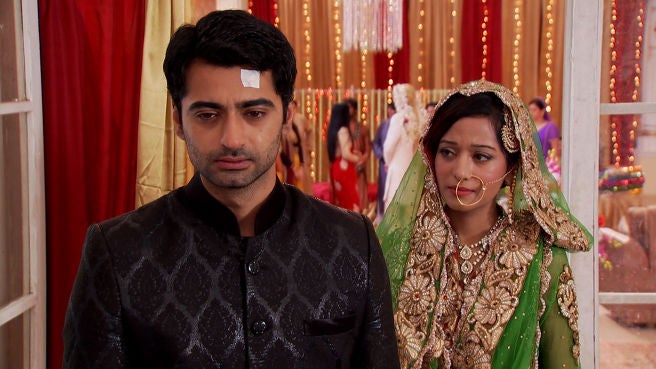 Watch Beintehaa S1 Episode 203 on JioHotstar