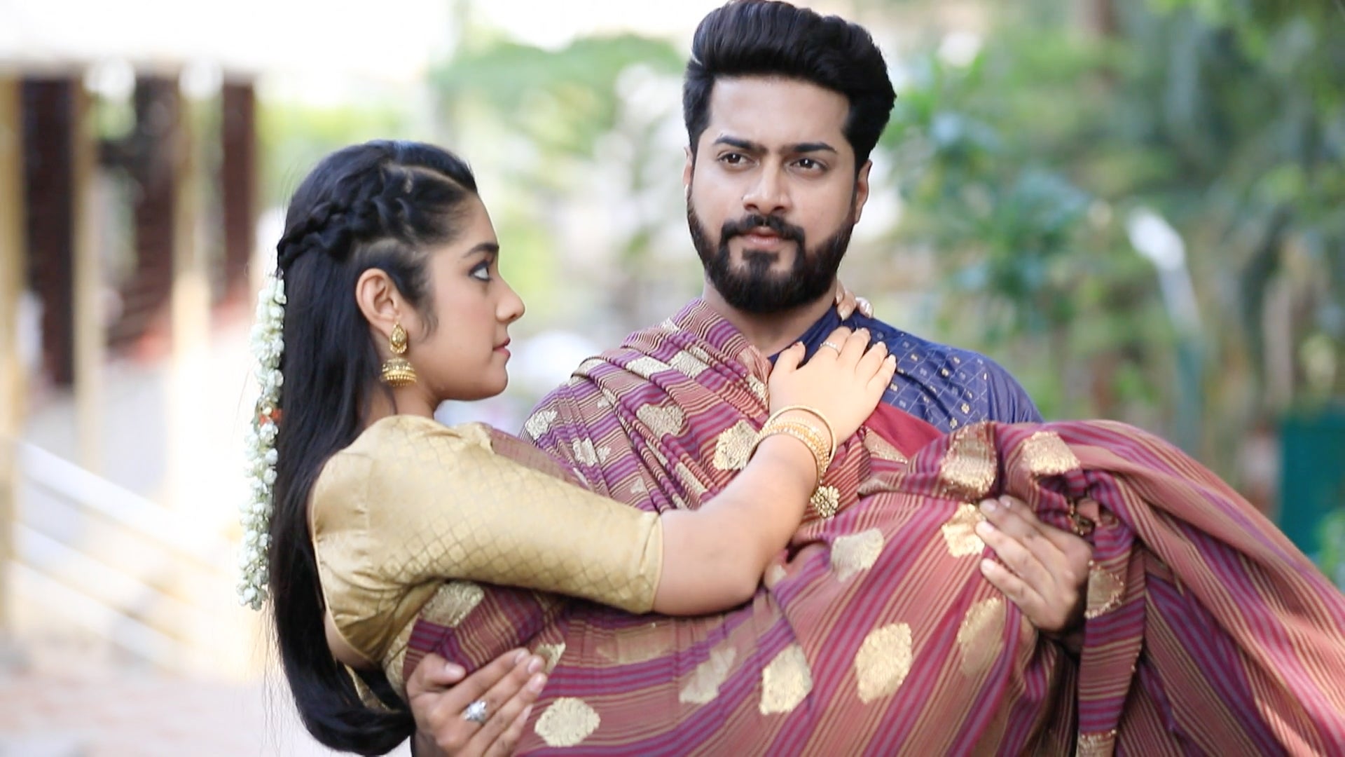 Watch Nammane Yuvarani S1 Episode 261 on JioHotstar