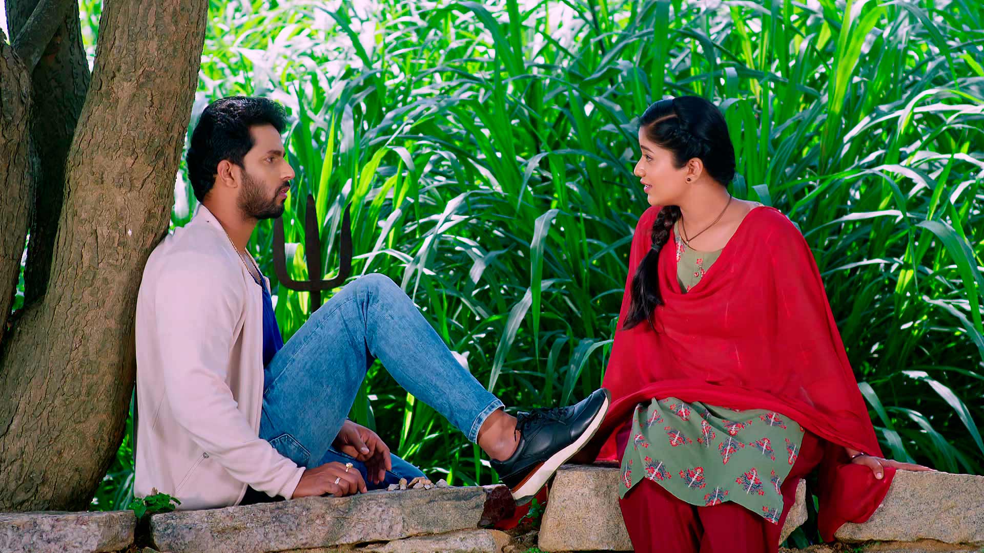 Watch raaji only on Watcho