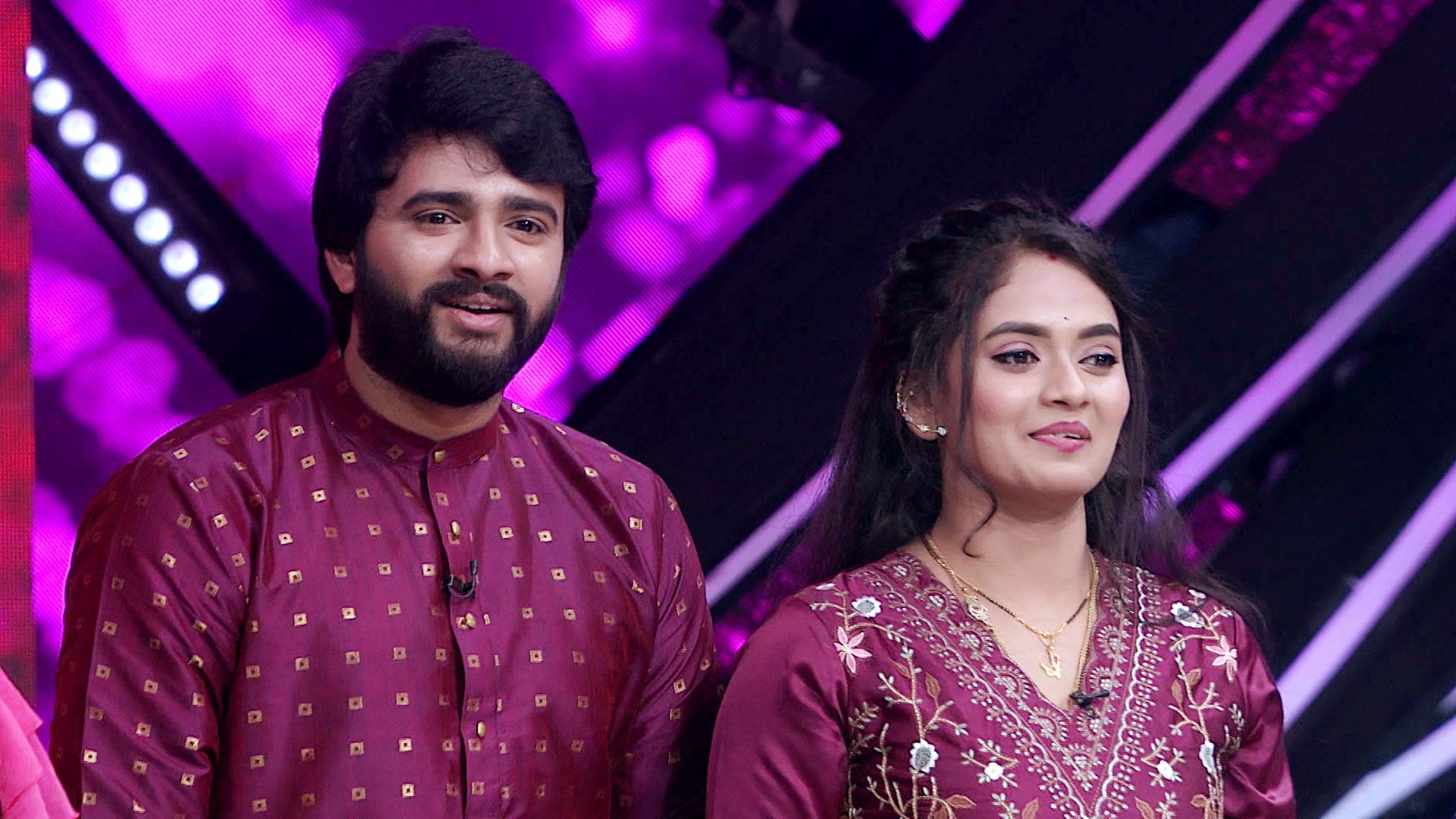 Watch ishmart-jodi only on Watcho