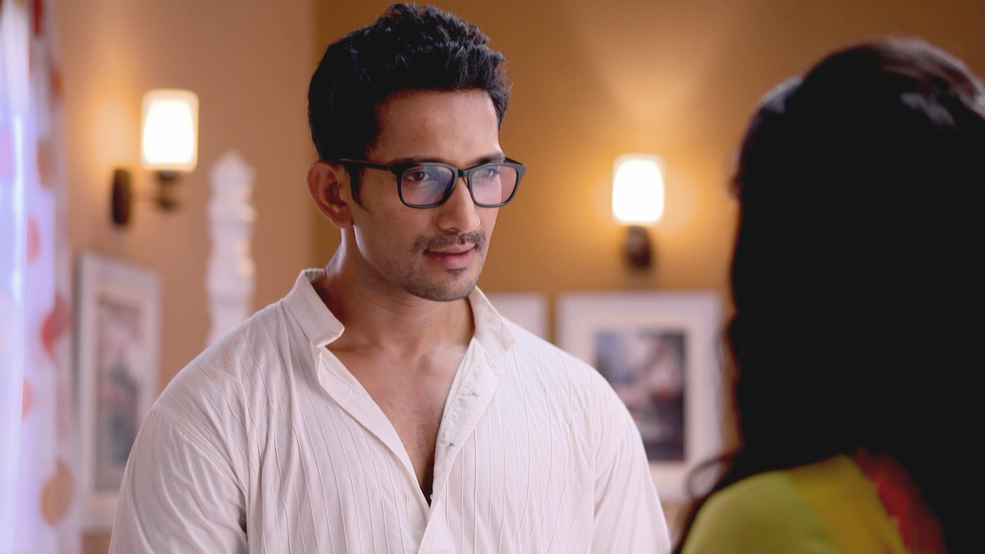 Watch Dhrubatara S1 Episode 484 on Disney+ Hotstar