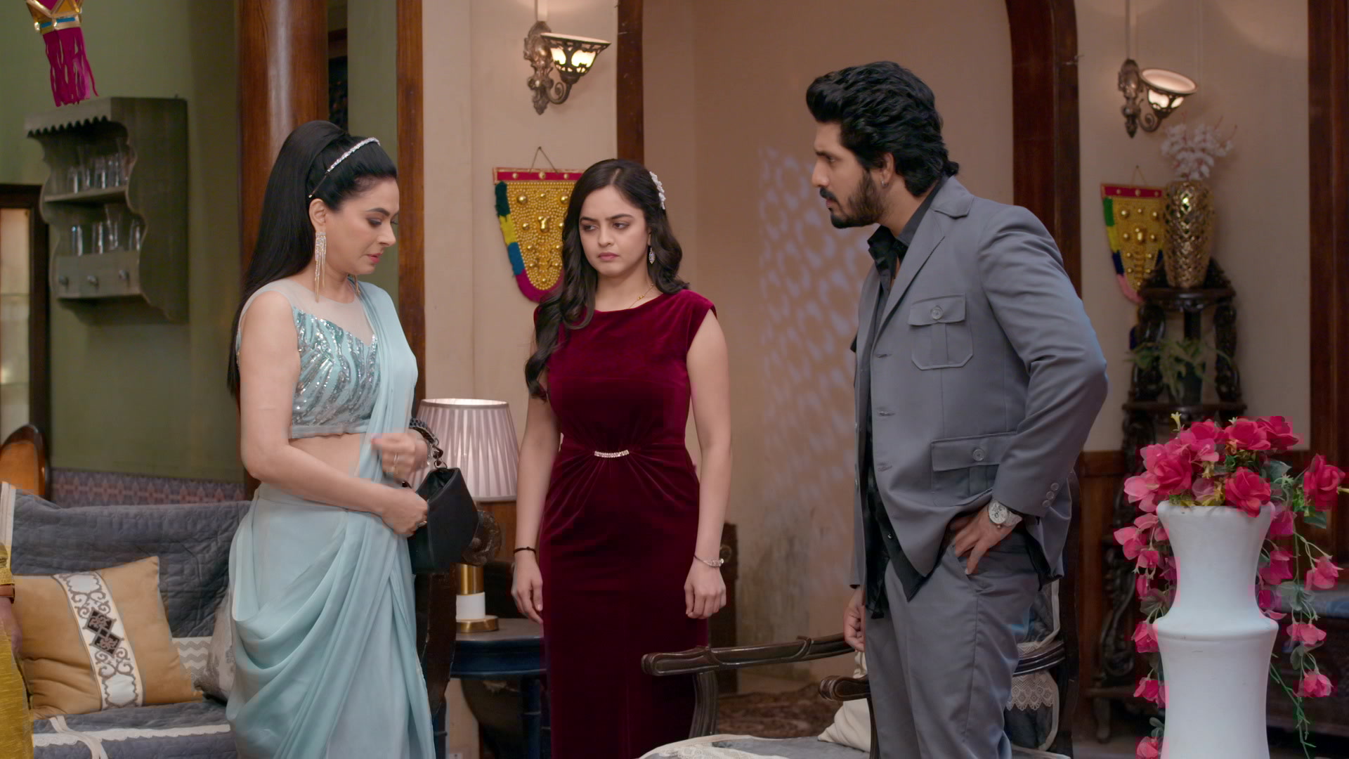 Stream Sachin Exposes Pari's Truth Season 1 Episode 388 – Sachin Exposes Pari's Truth on Hotstar