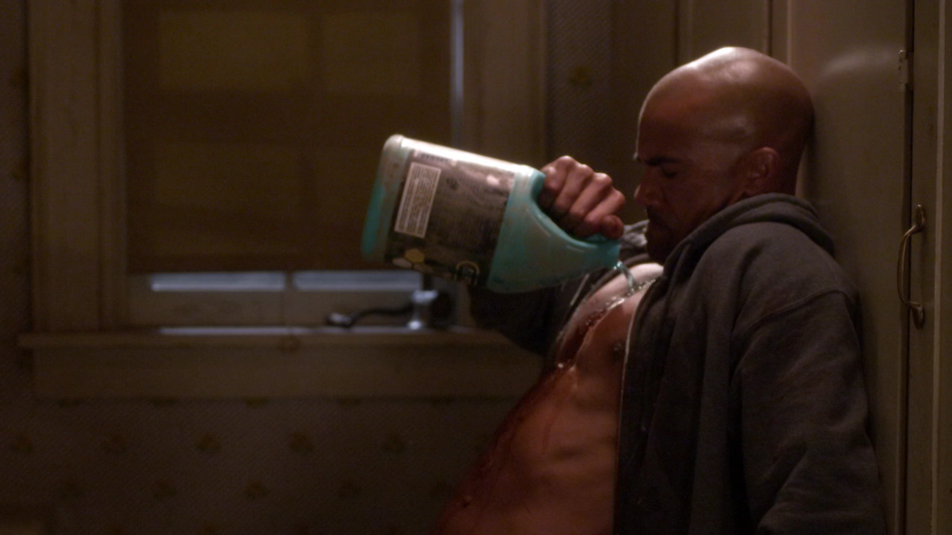 Nonton Derek Season 11 Episode 16 - Derek di Disney+