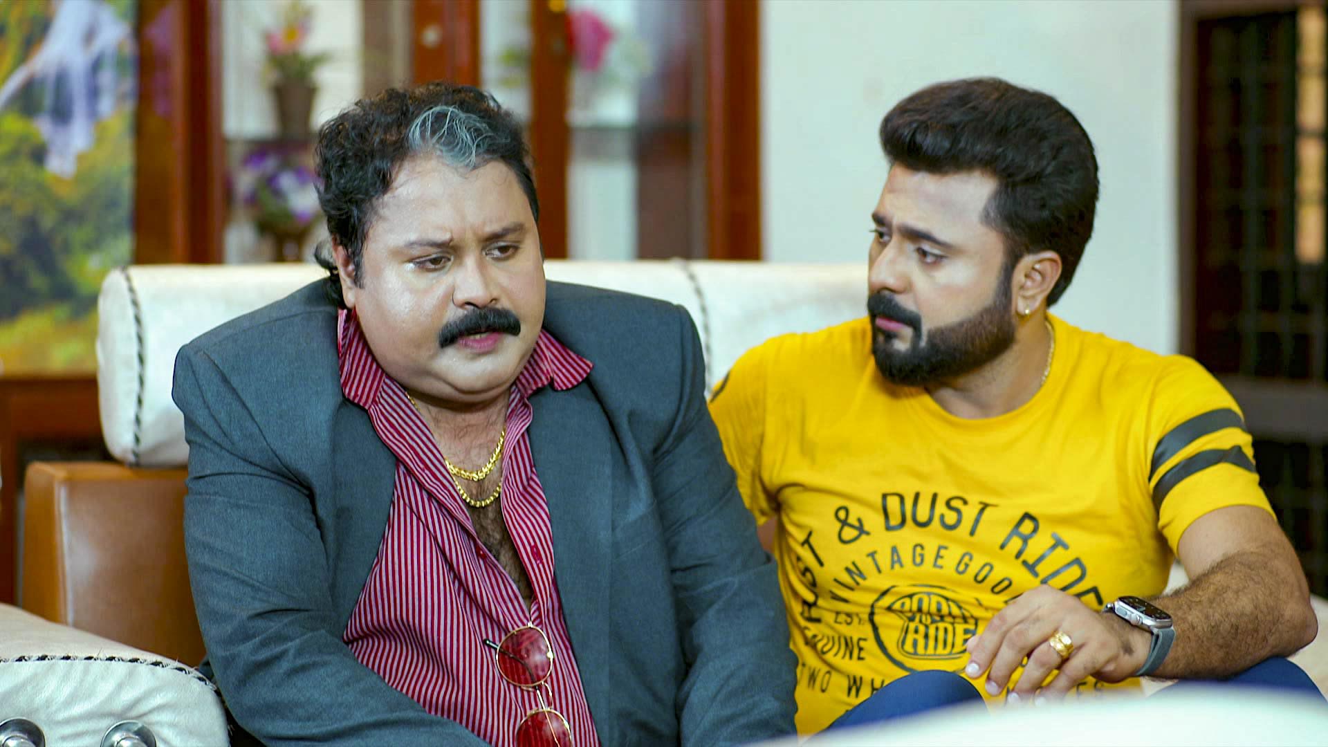 Watch Chempaneer Poovu Episode 450 on JioHotstar