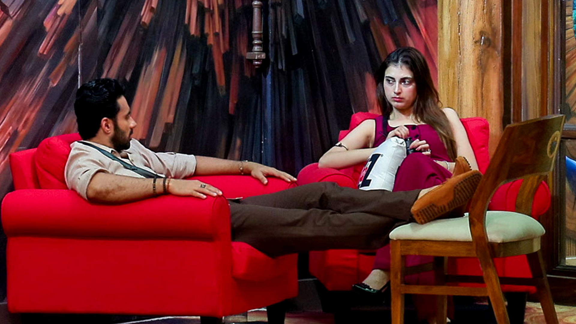 Farhana Gets Influenced By Nehal? - JioHotstar
