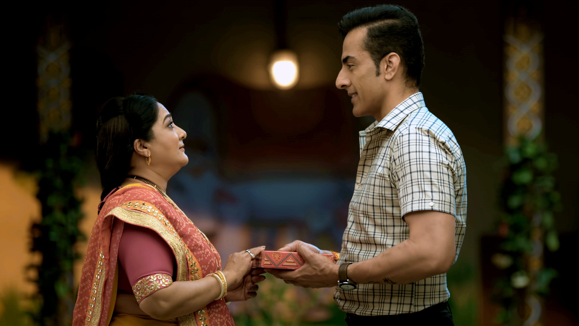 Watch anupama-namaste-america All Episodes | Watcho