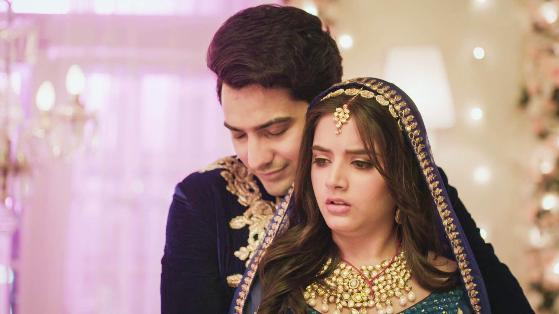 Watch Pandya Store Episode 1084 on JioHotstar