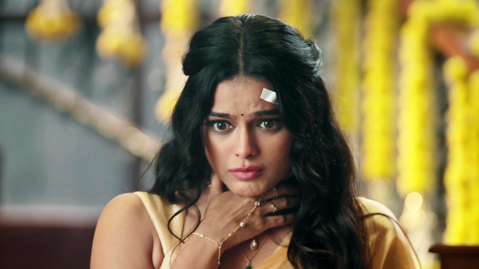 Stream Gomathi Fumes at Suganya Season 3 Episode 537 – Gomathi Fumes at Suganya on Hotstar