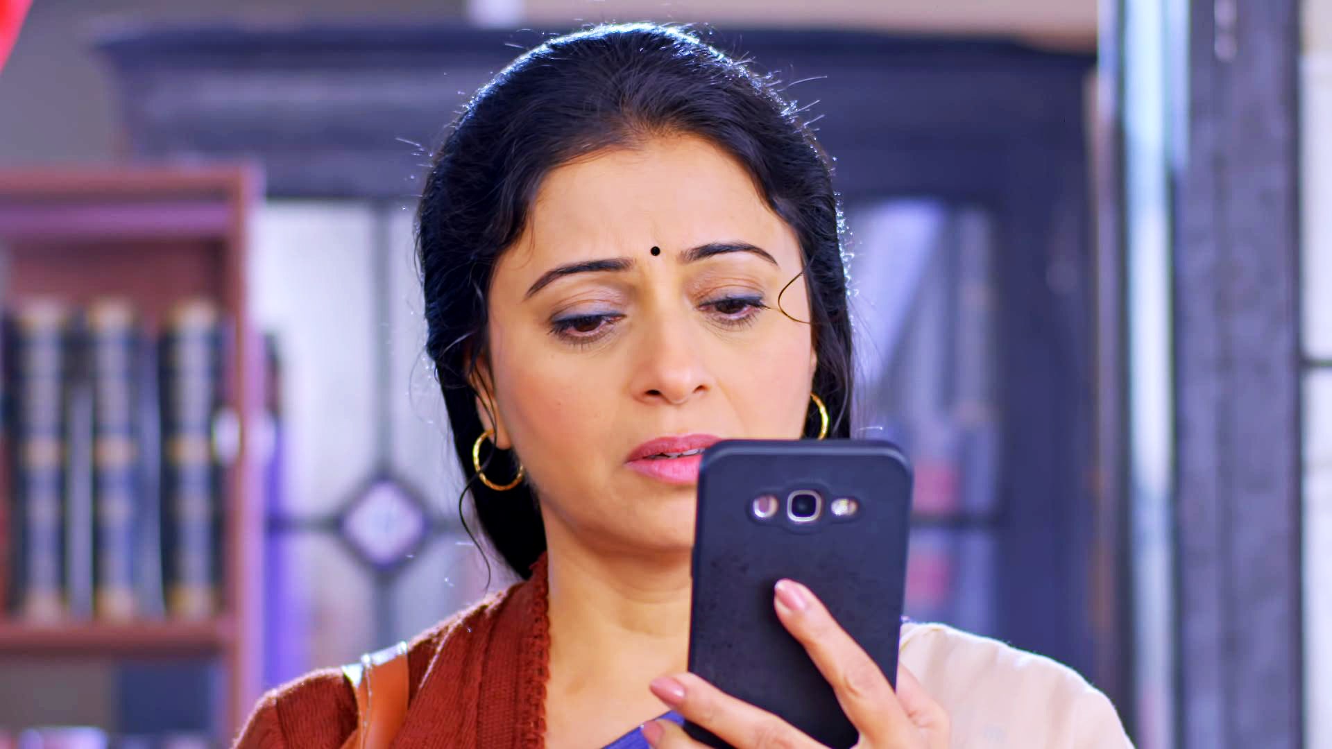 Watch Dheere Dheere Se S1 Episode 34 on JioHotstar