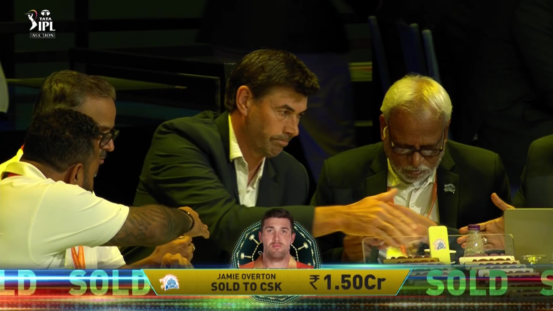 1.50 Cr! CSK Claim Overton