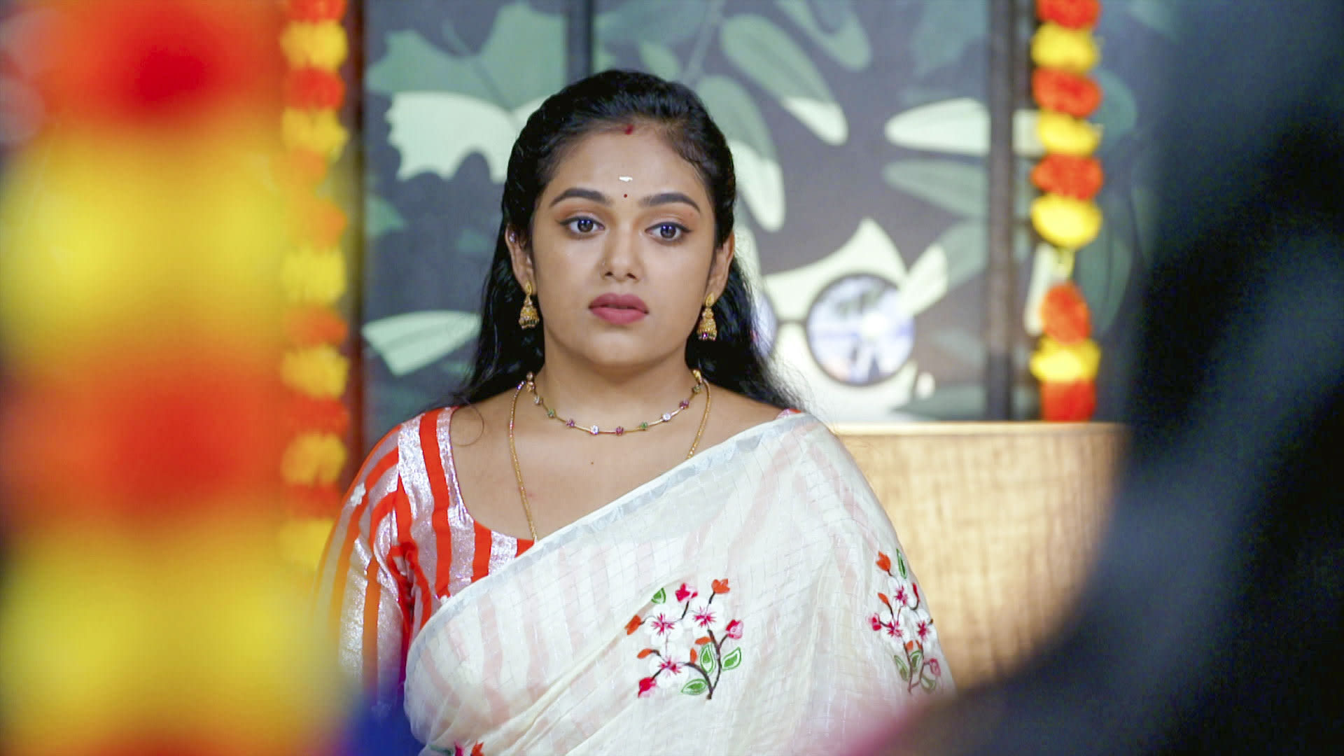 Watch Chempaneer Poovu S1 Episode 539 on JioHotstar