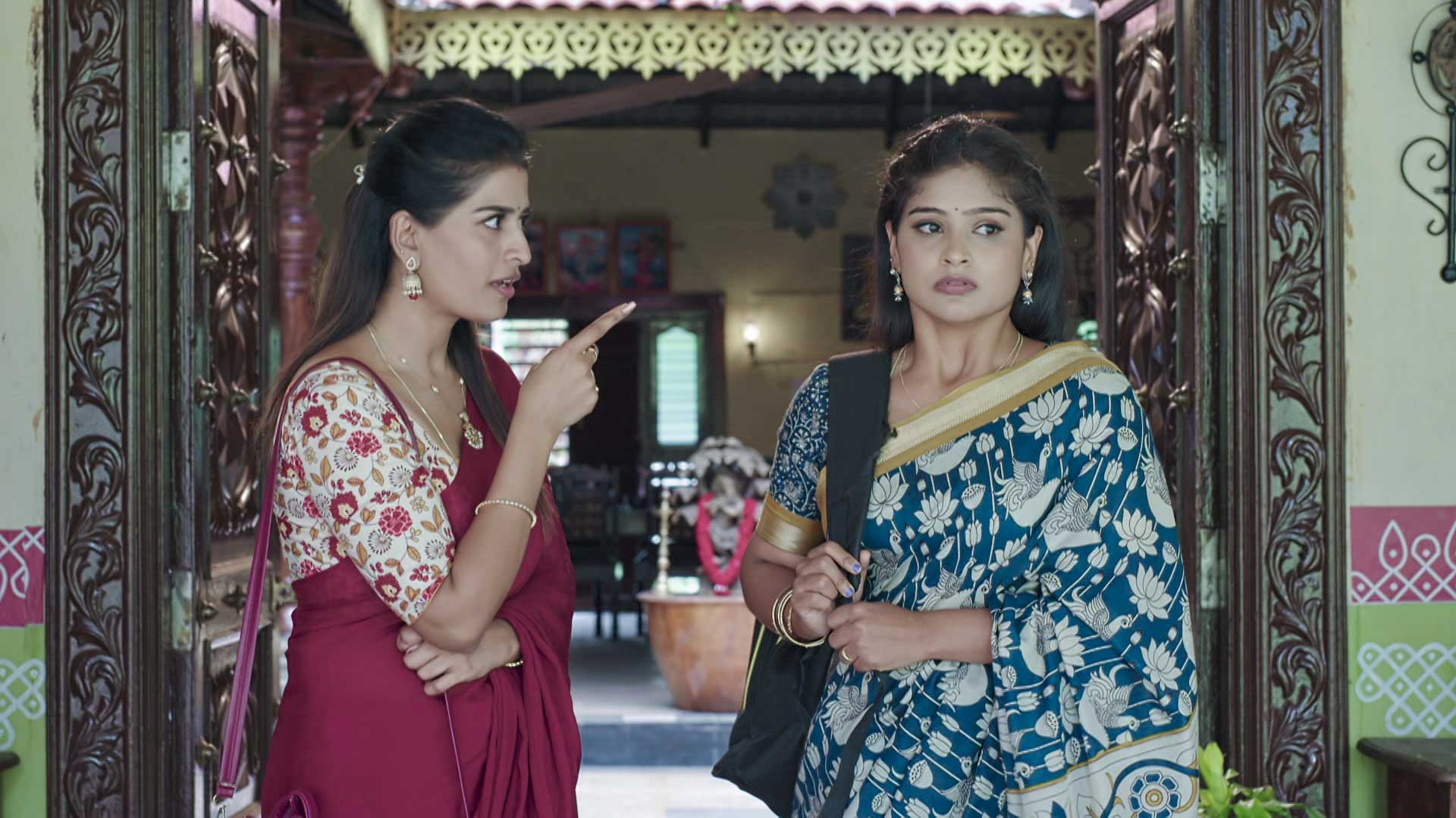 Watch Illu Illalu Pillalu Episode 176 on JioHotstar