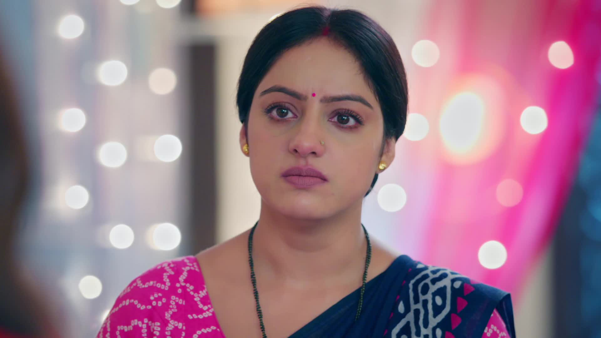 Watch Mangal Lakshmi S1 Episode 355 on JioHotstar