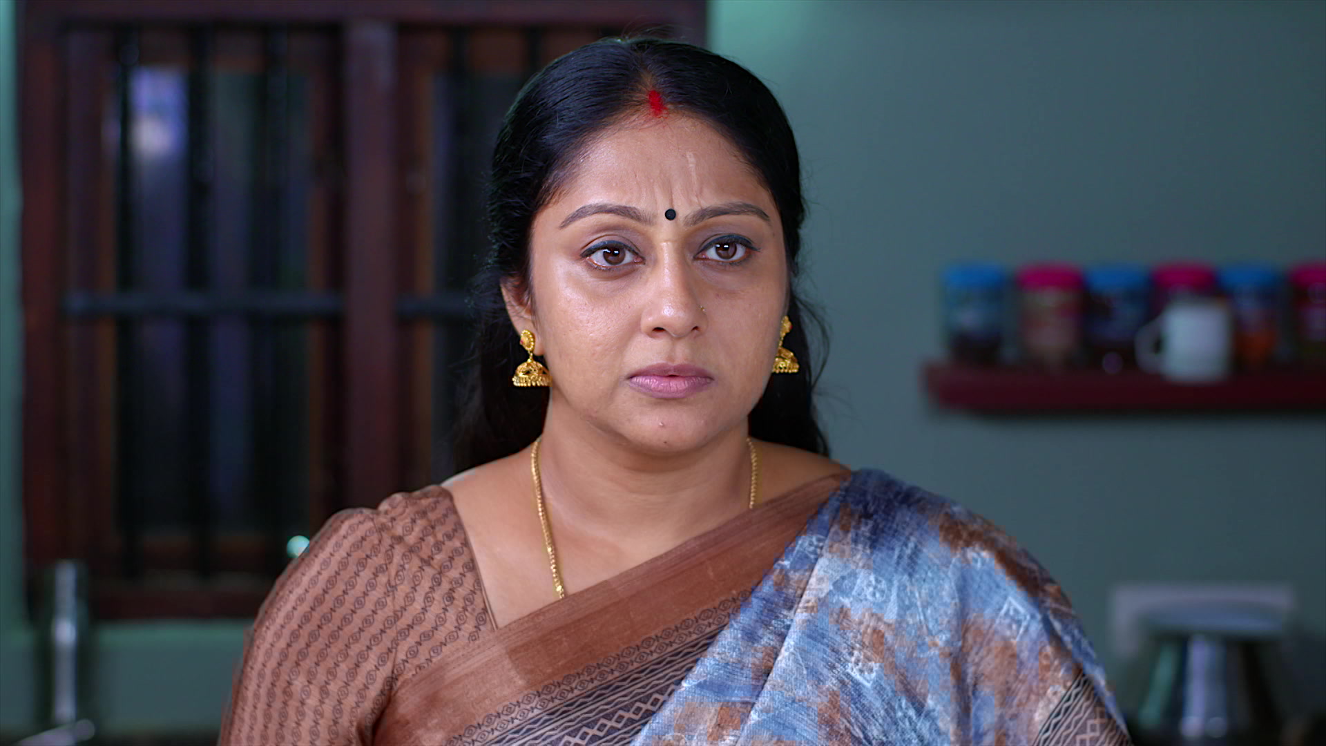 Watch santhwanam only on Watcho