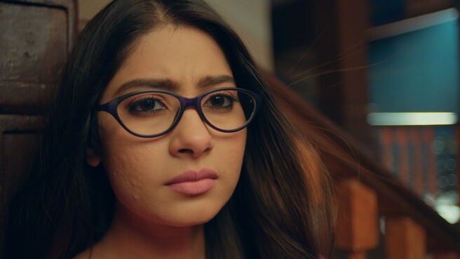 Watch Kichu Toh Acheyi S1 Episode 10 on JioHotstar