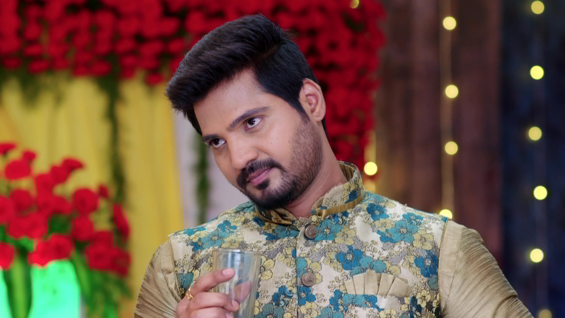 Watch Guppedantha Manasu S1 Episode 764 on JioHotstar