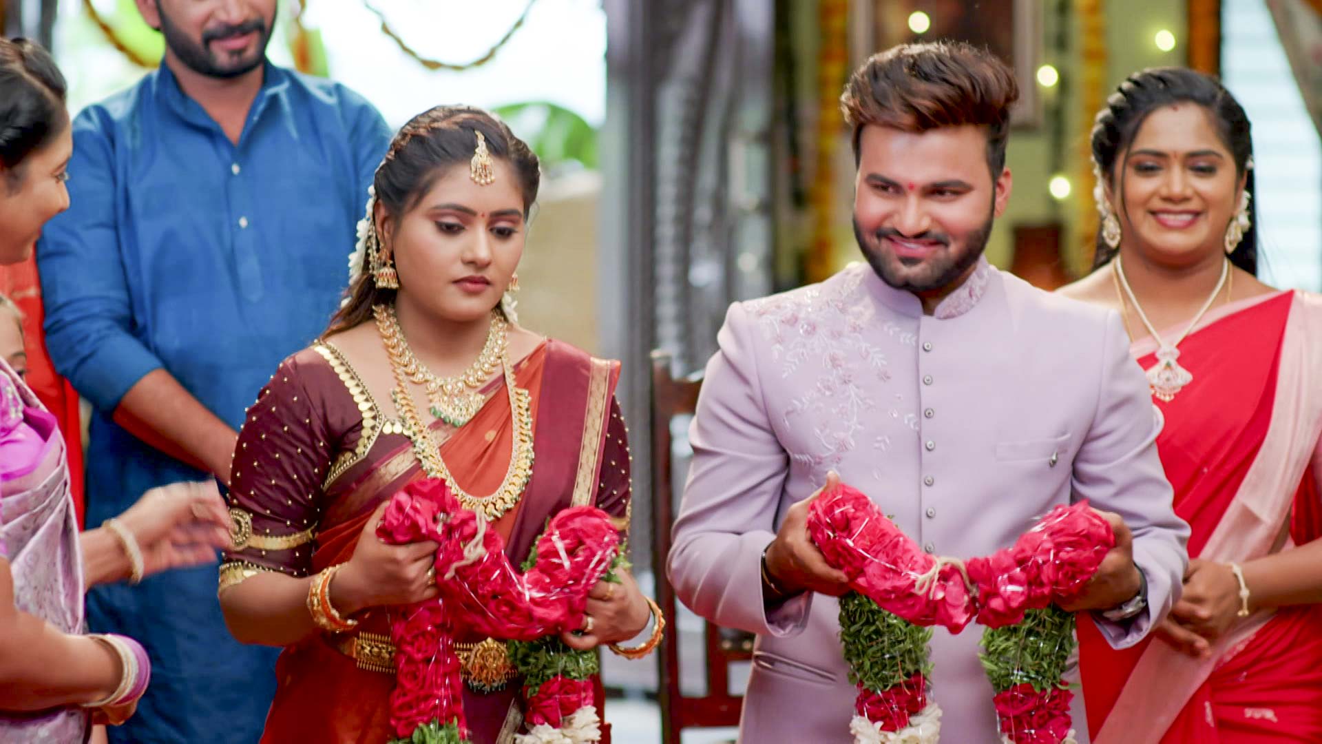 Watch Illu Illalu Pillalu S1 Episode 372 on JioHotstar