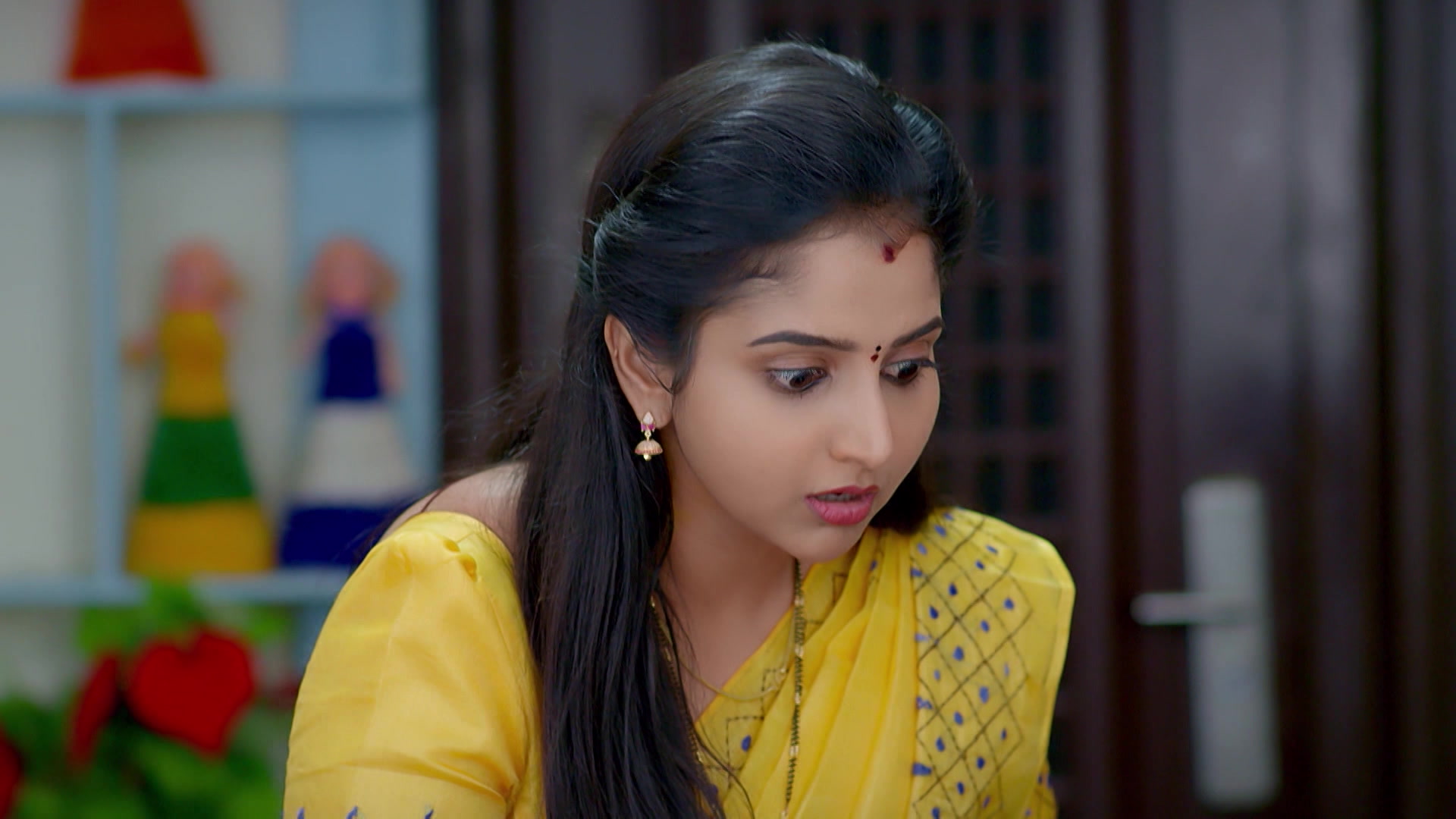 Watch a clip from Kavya in a Pickle - Promo on Hotstar