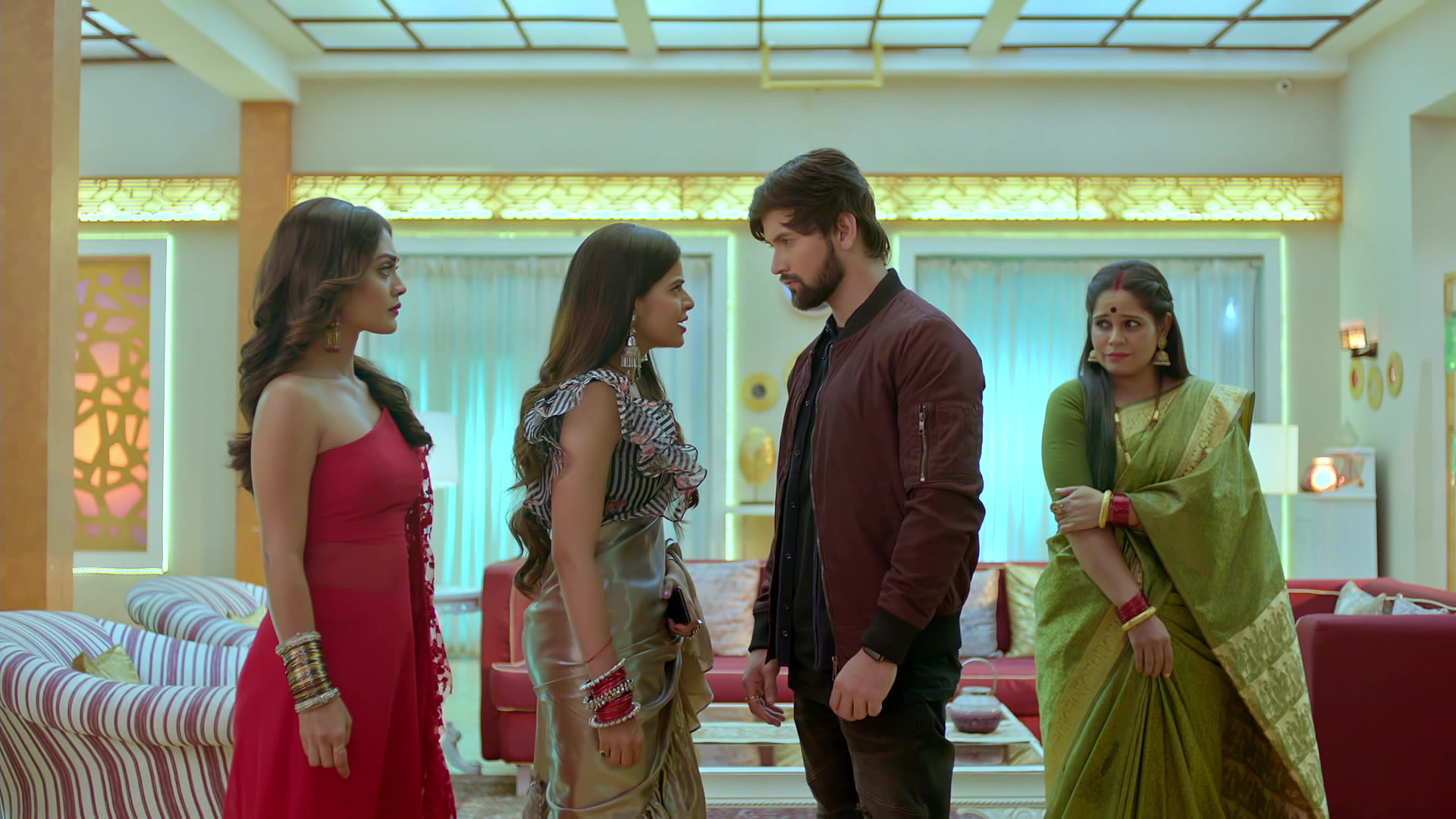 Watch Nazar S1 Episode 229 on JioHotstar