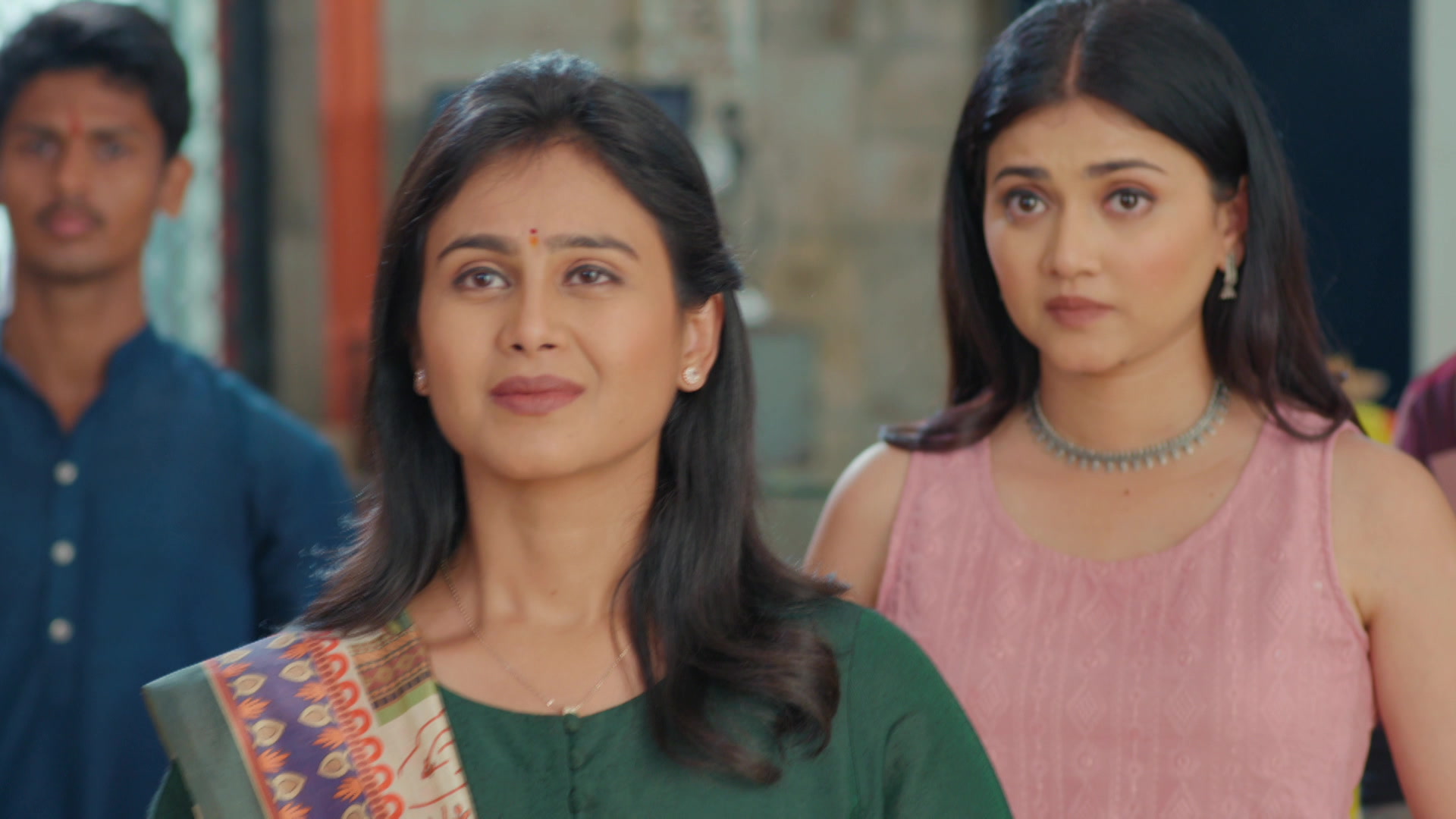 Watch Lagnanantar Hoilach Prem S1 Episode 44 on JioHotstar