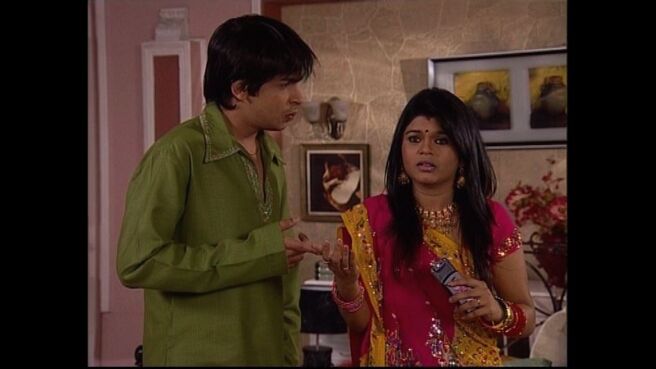 Watch Chhuta Chheda S1 Episode 19 on JioHotstar