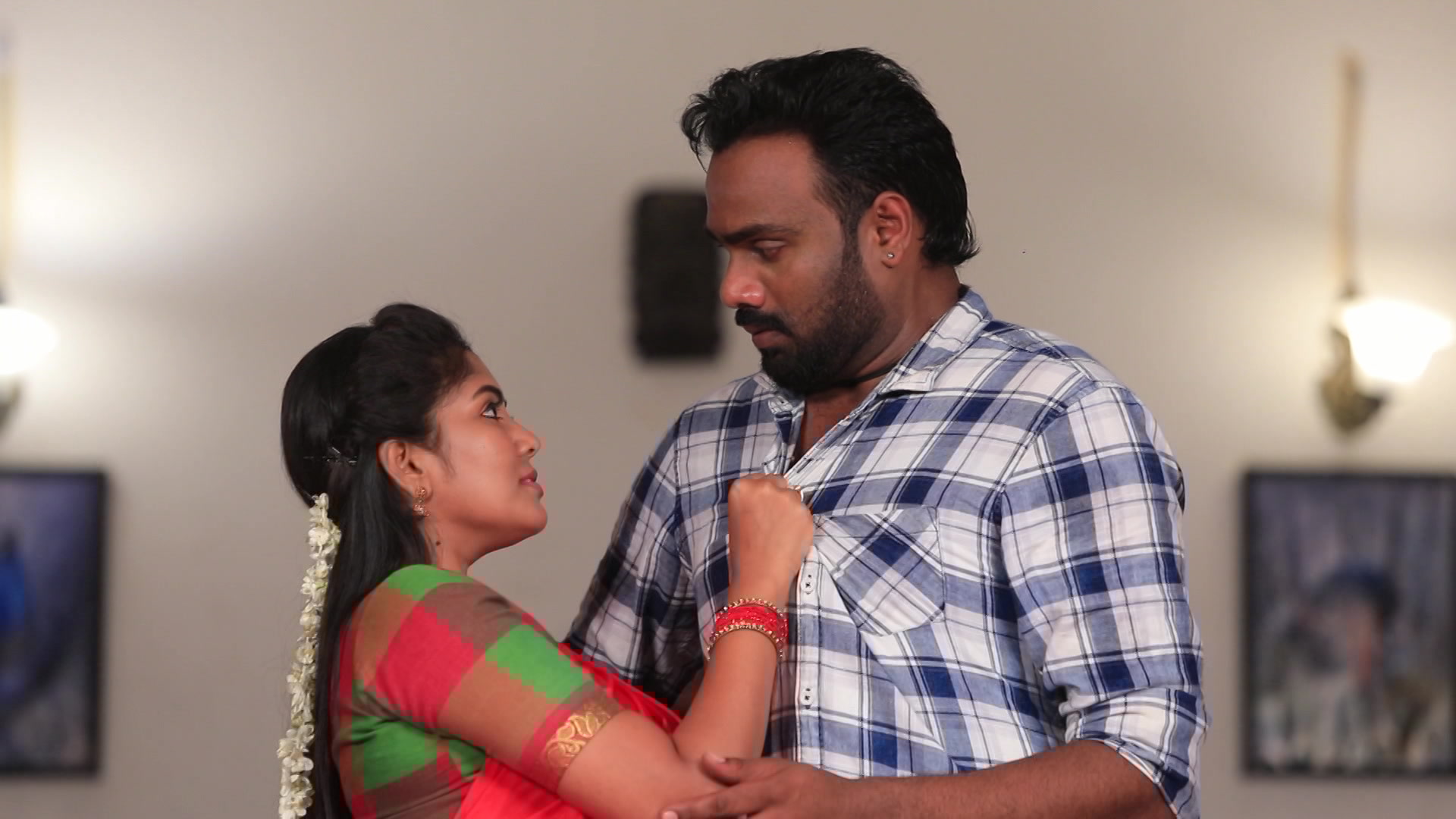 Stream Arumugam Catches Kanmani Season 1 Episode 329 – Arumugam Catches ...