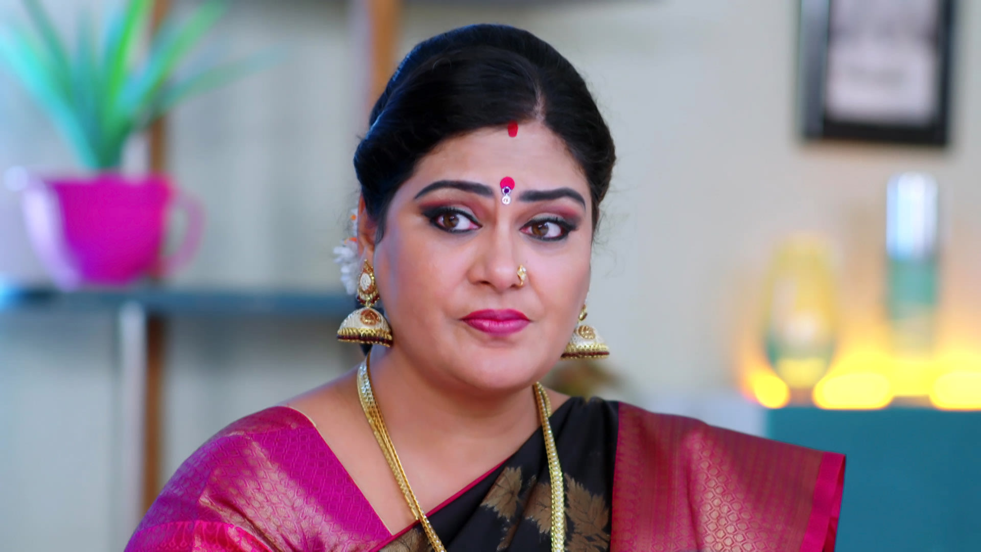 Watch Guppedantha Manasu S1 Episode 301 on JioHotstar