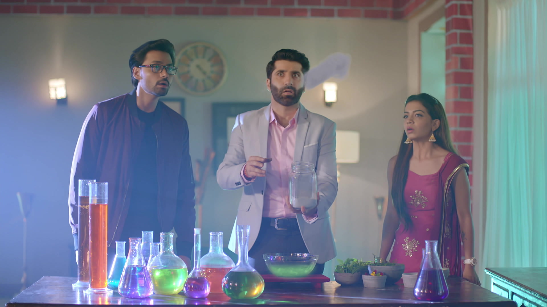 Watch Nazar S1 Episode 324 on Disney+ Hotstar