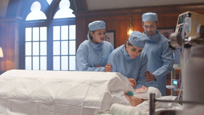 Watch Bahu Begum Episode 10 on JioHotstar