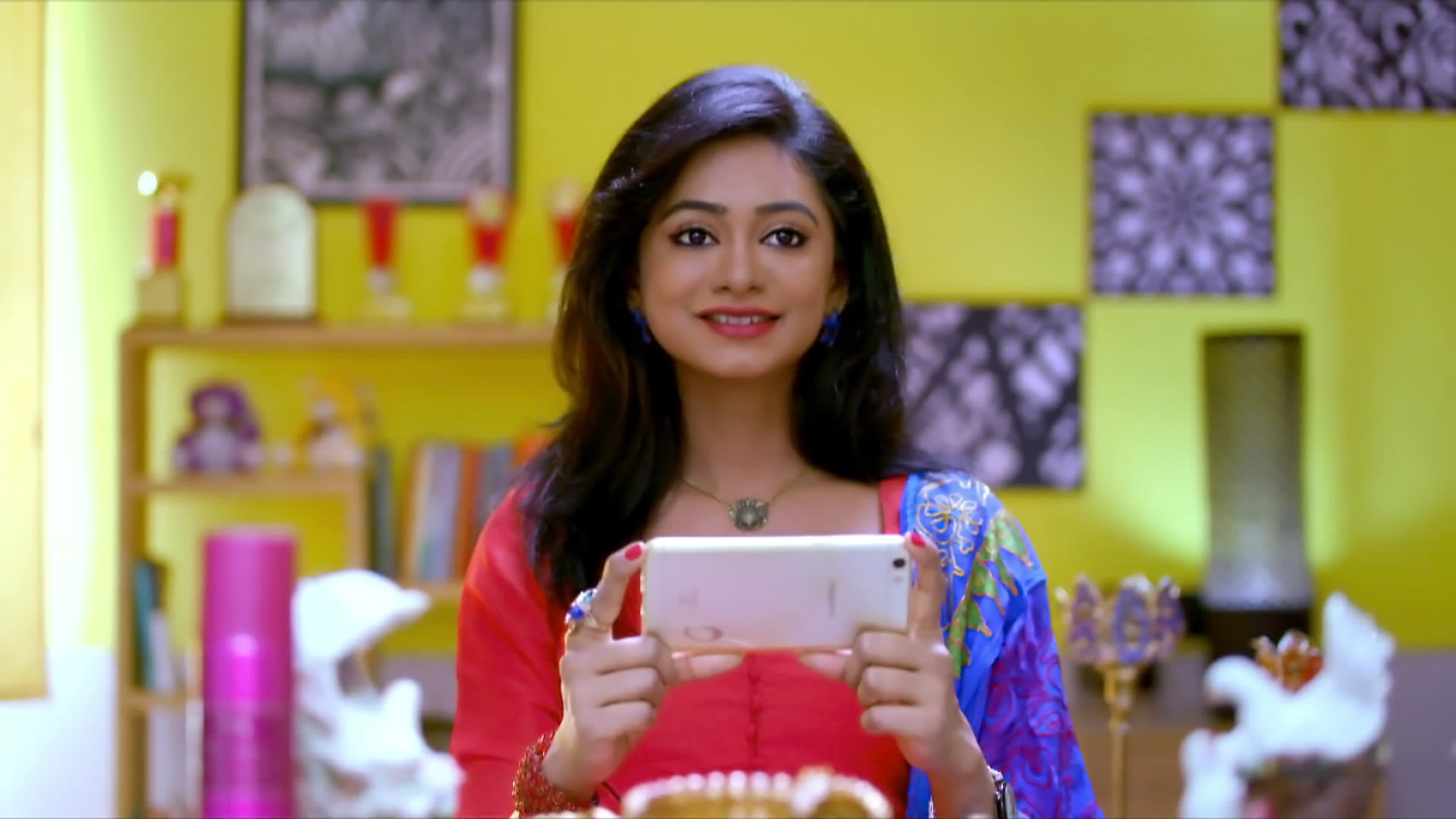 Watch Neelakuyil Episode 1 on JioHotstar