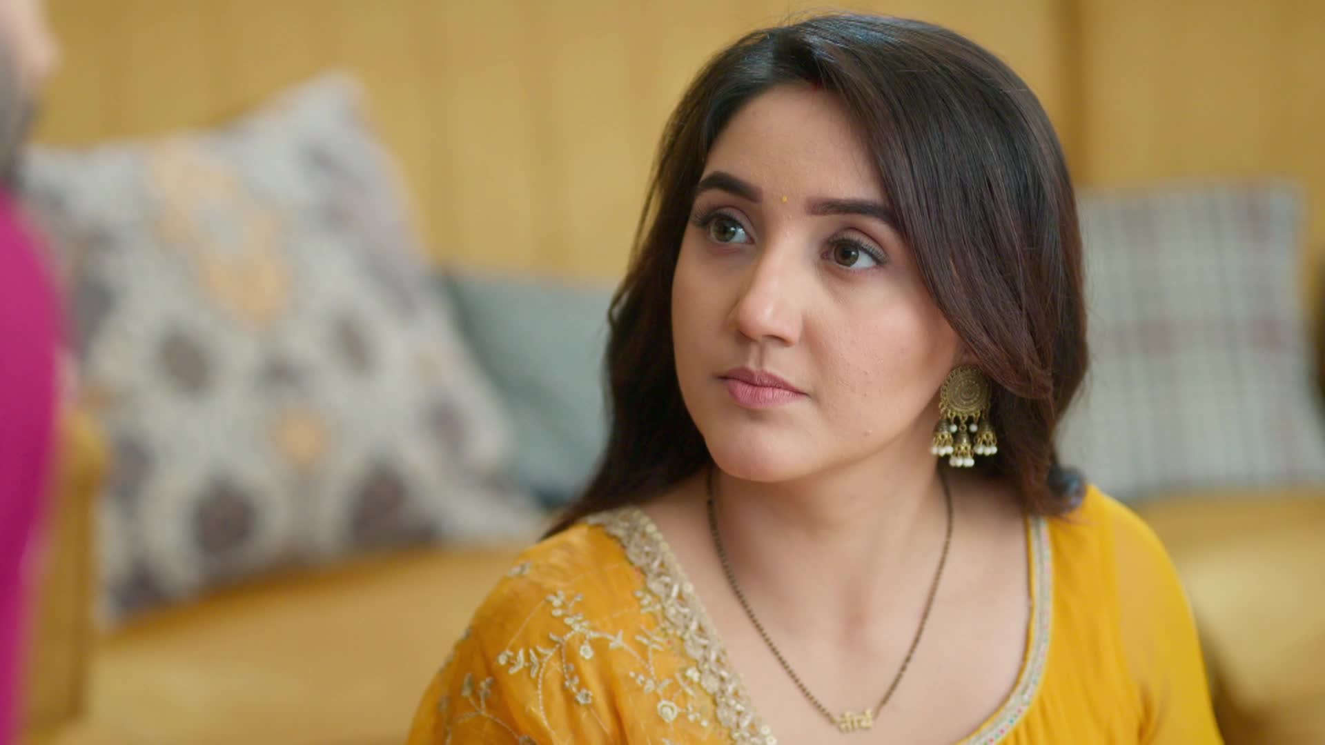 Watch Suman Indori Episode 99 on JioHotstar