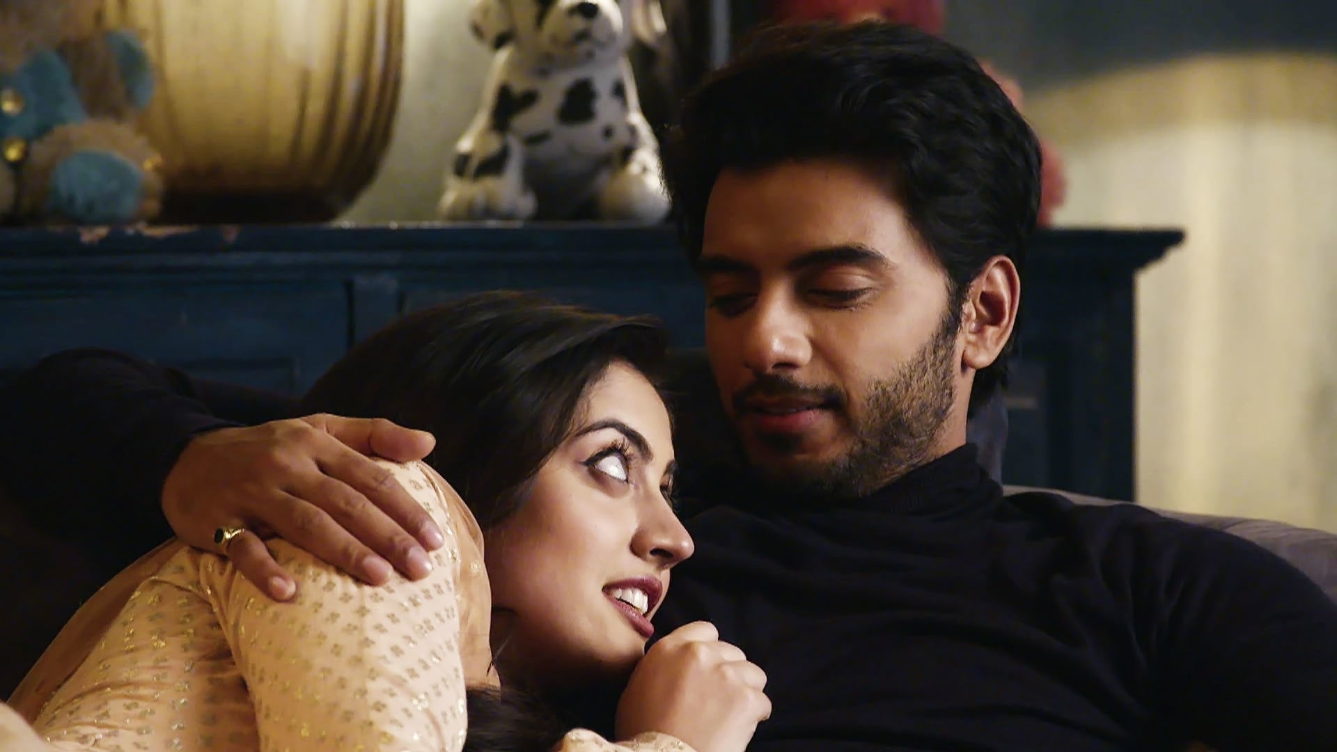 Watch yehh-jadu-hai-jinn-ka only on Watcho