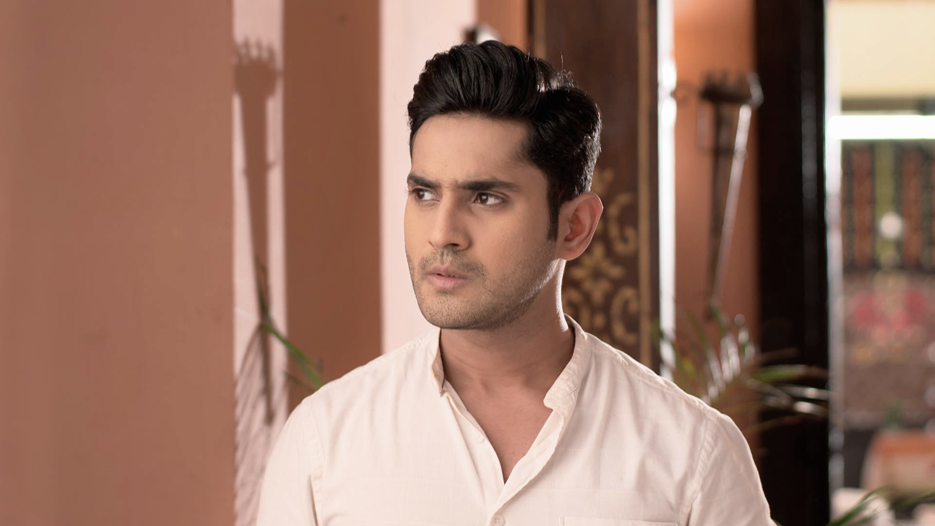 Watch Jaydeep's Unique Tactics Online