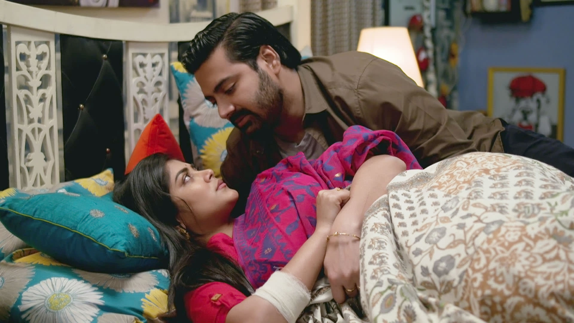 Watch Mohor S1 Episode 433 on JioHotstar