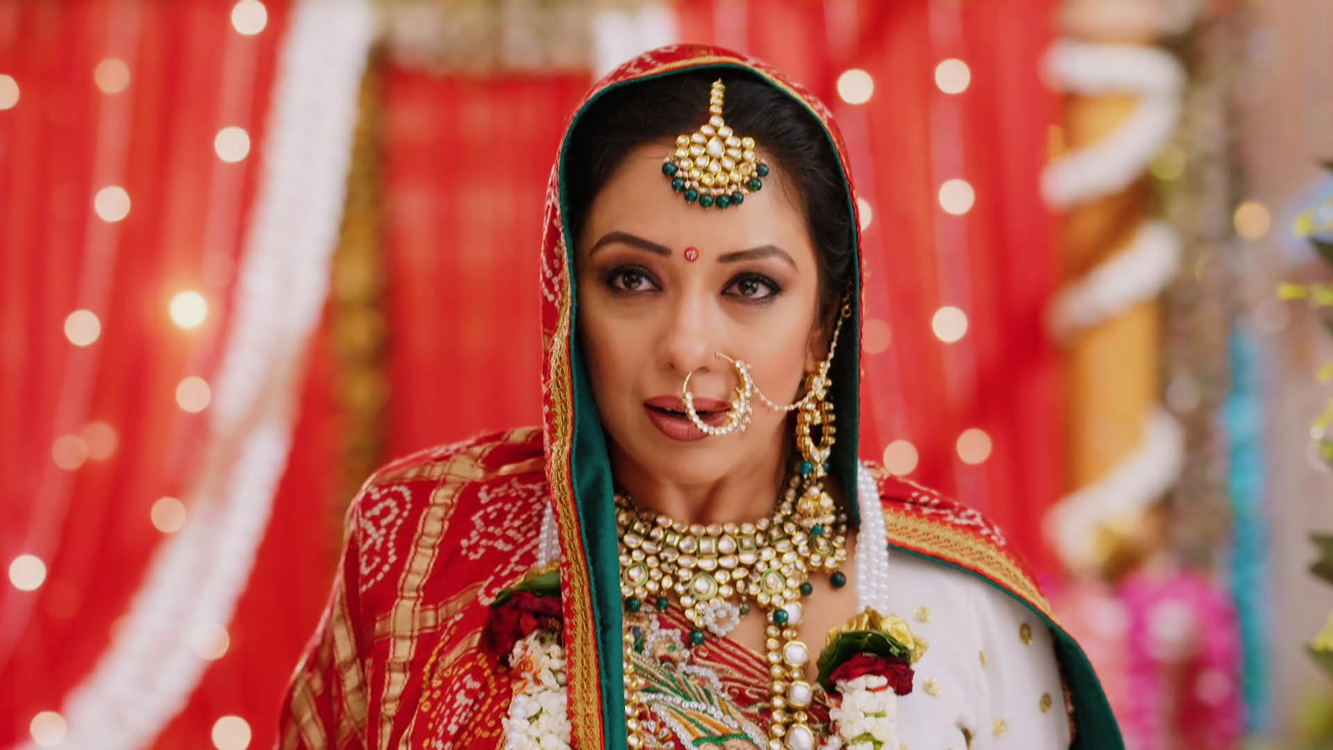 Stream anupama Online | Watcho
