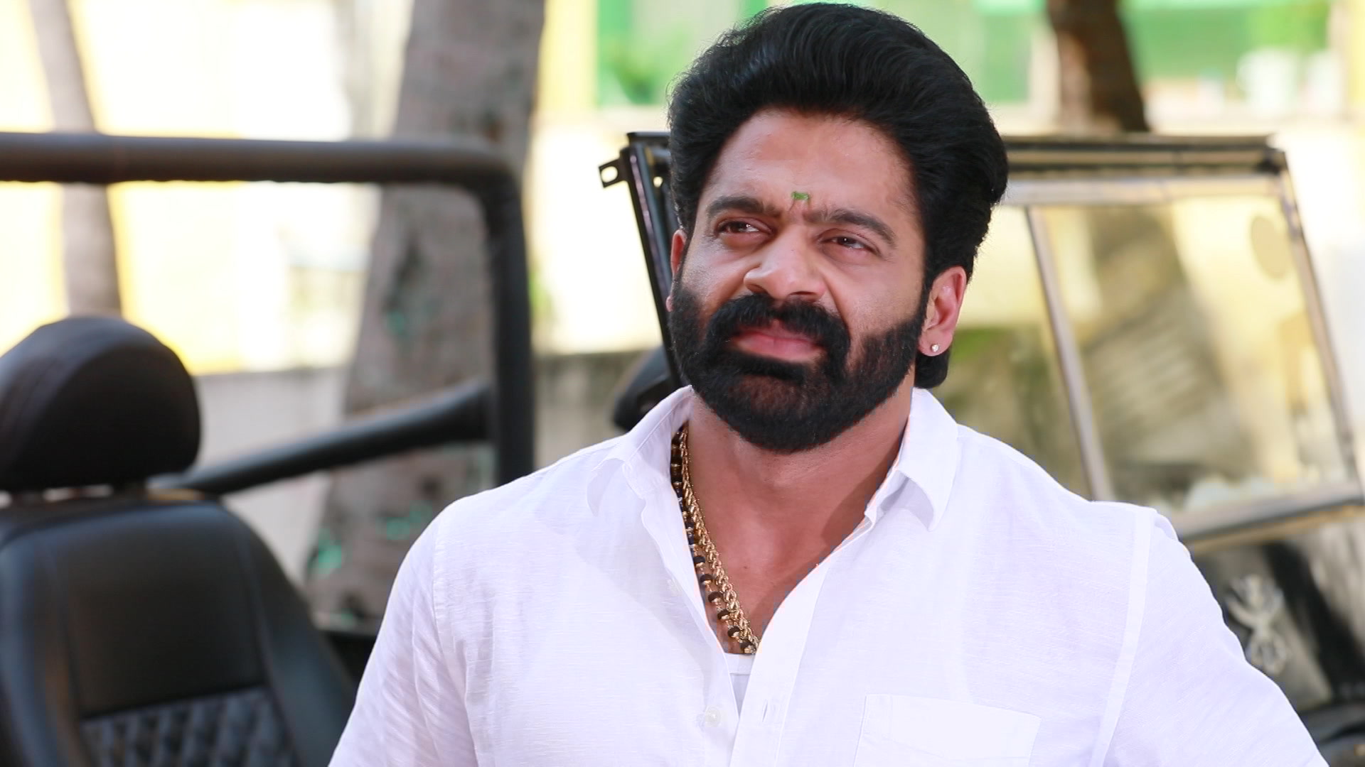 Stream Kadhir's Timely Help Season 1 Episode 38 – Kadhir's Timely Help ...