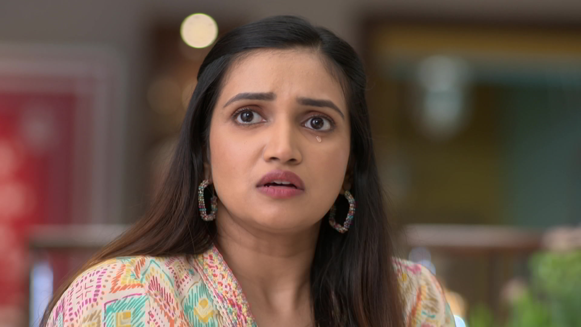 Watch Aai Ani Baba Retire Hot Aahet Episode 19 on JioHotstar