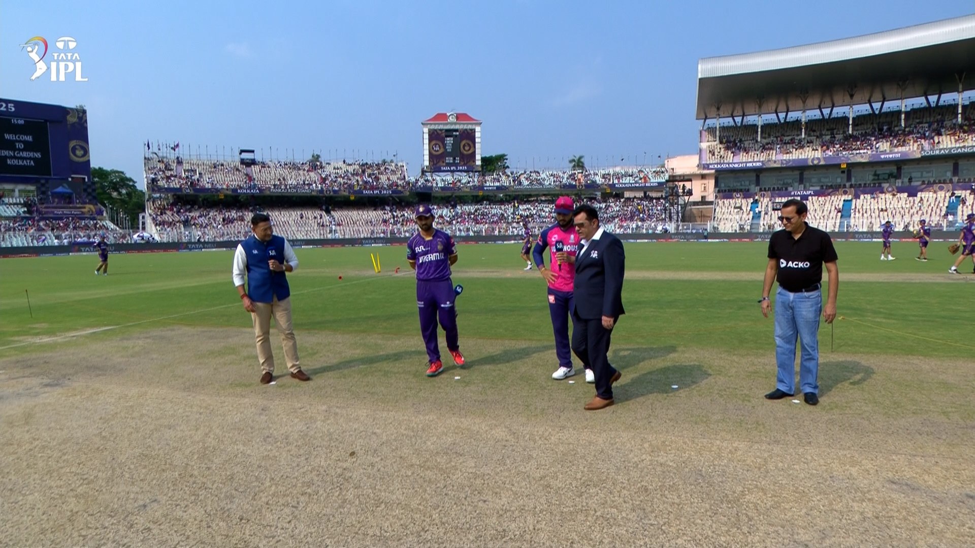 Toss! KKR Elect to Bat