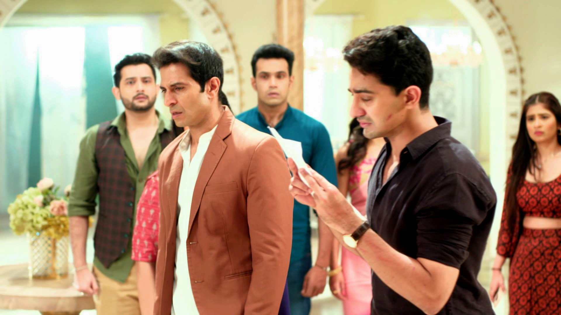 Stream pandya-store Online | Watcho