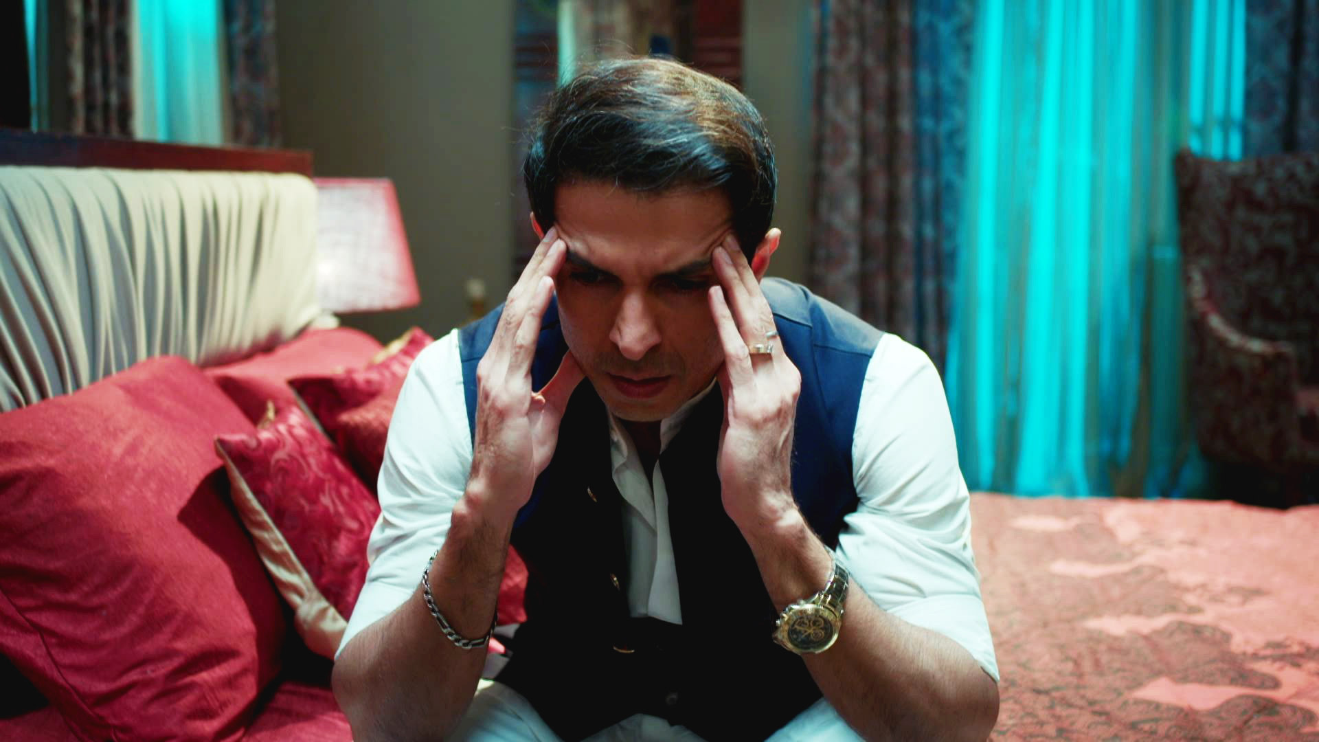 Watch Pandya Store S2 Episode 1007 on JioHotstar