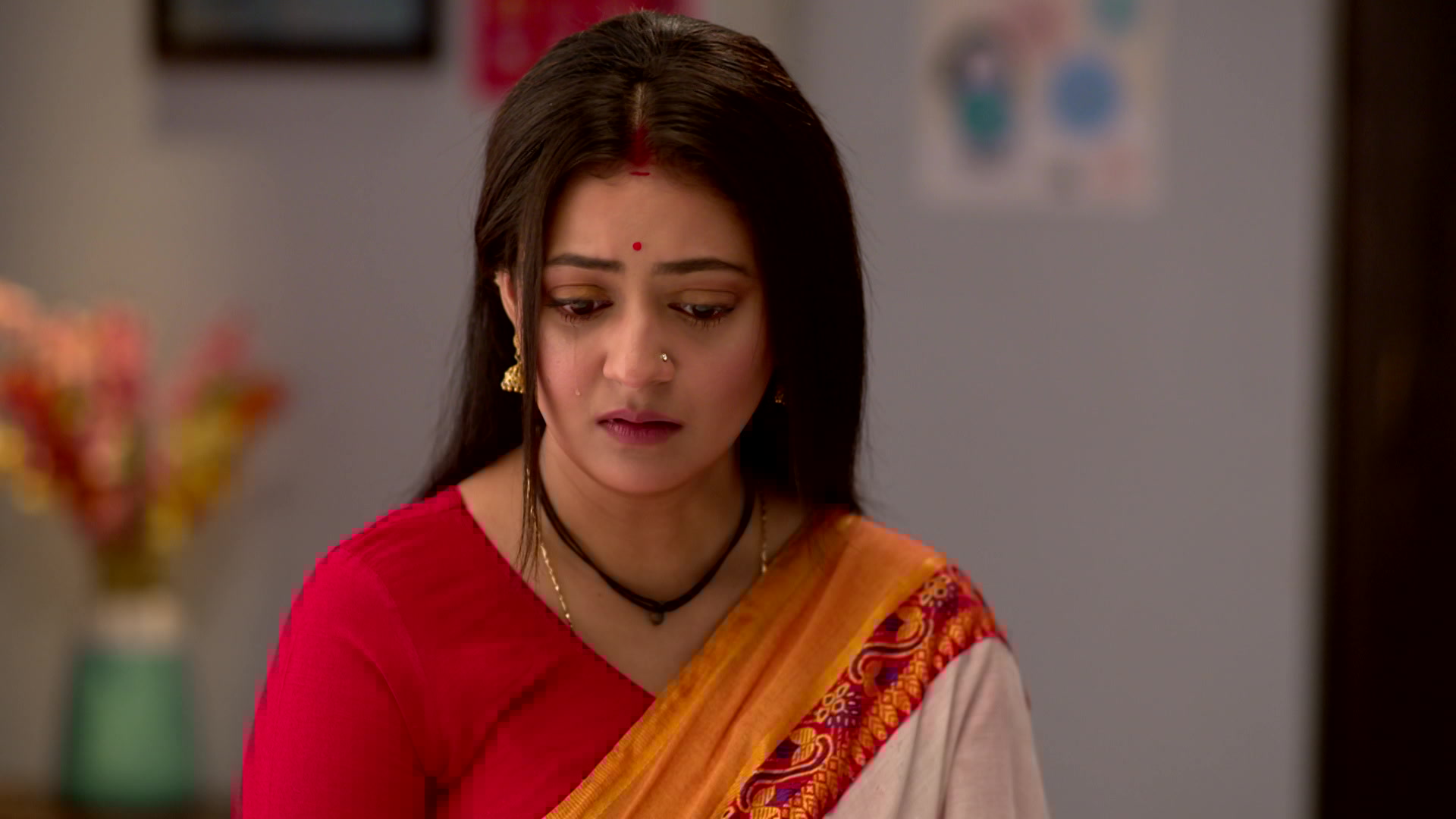 Watch Cheeni S1 Episode 241 on JioHotstar