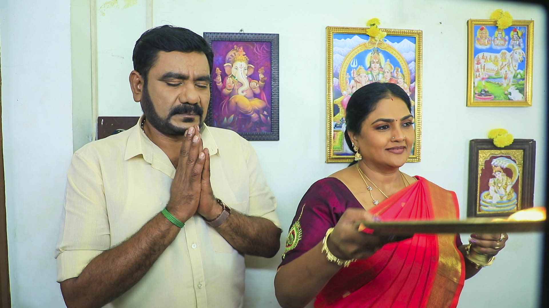 Stream Diwali Joy at Pandian's House Season 3 Episode 633 – Diwali Joy ...