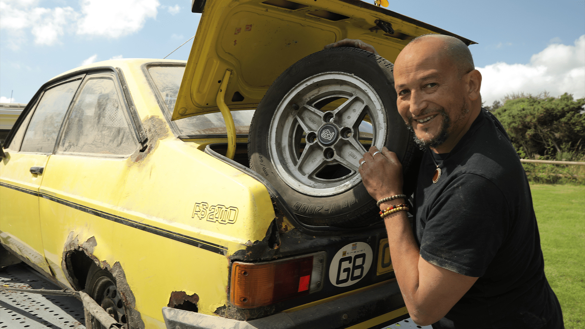 Watch Car SOS S10 Episode 4 on Disney+ South Africa | English Series
