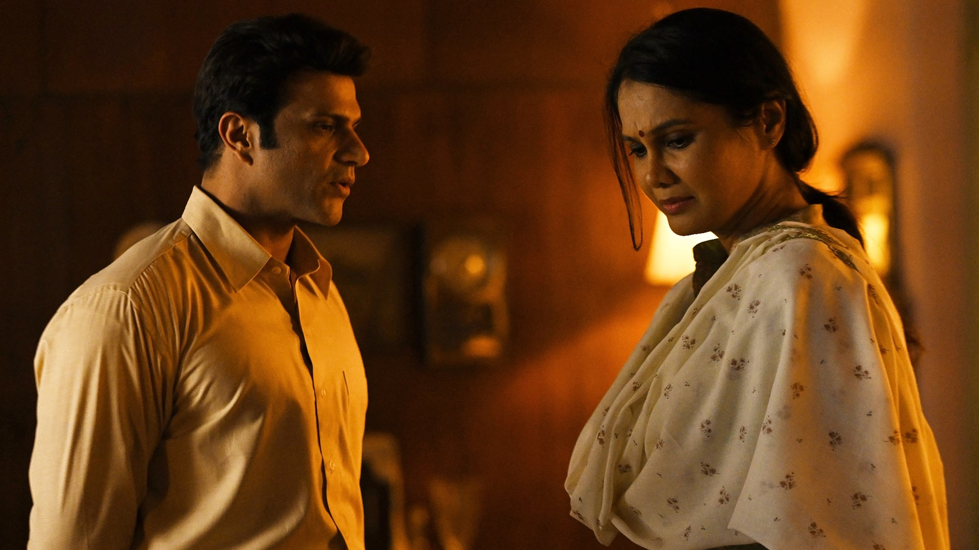 Watch Kaala S1 Episode 3 on JioHotstar