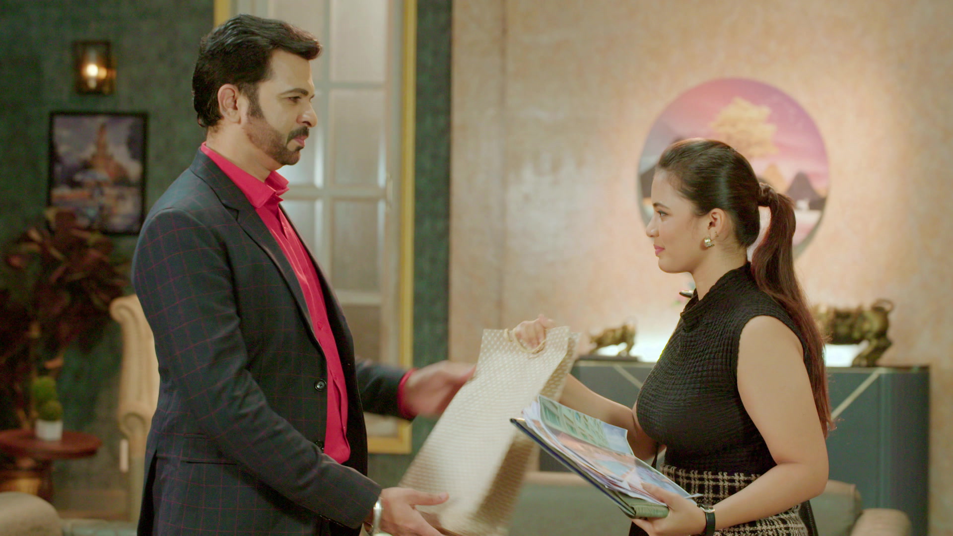 Watch Premachi Goshta S1 Episode 281 on JioHotstar