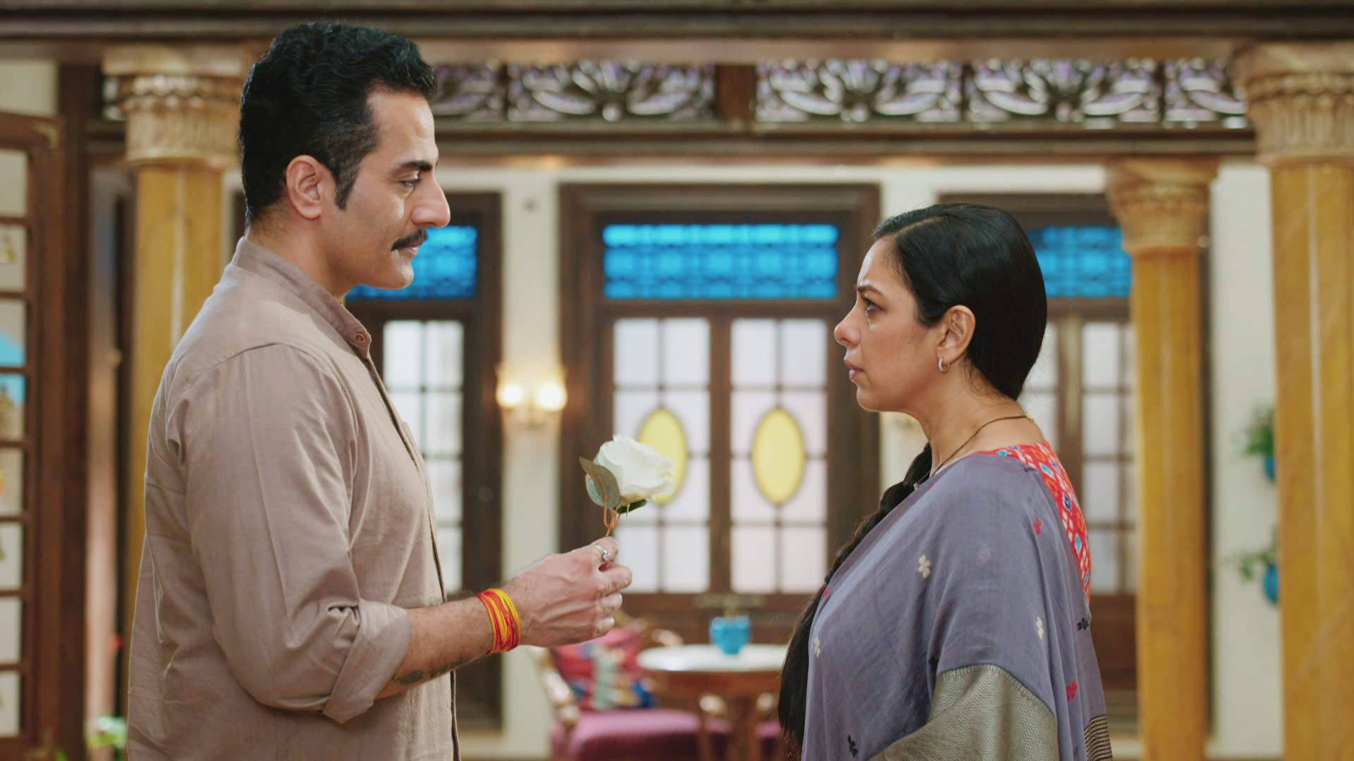Stream anupama Online | Watcho
