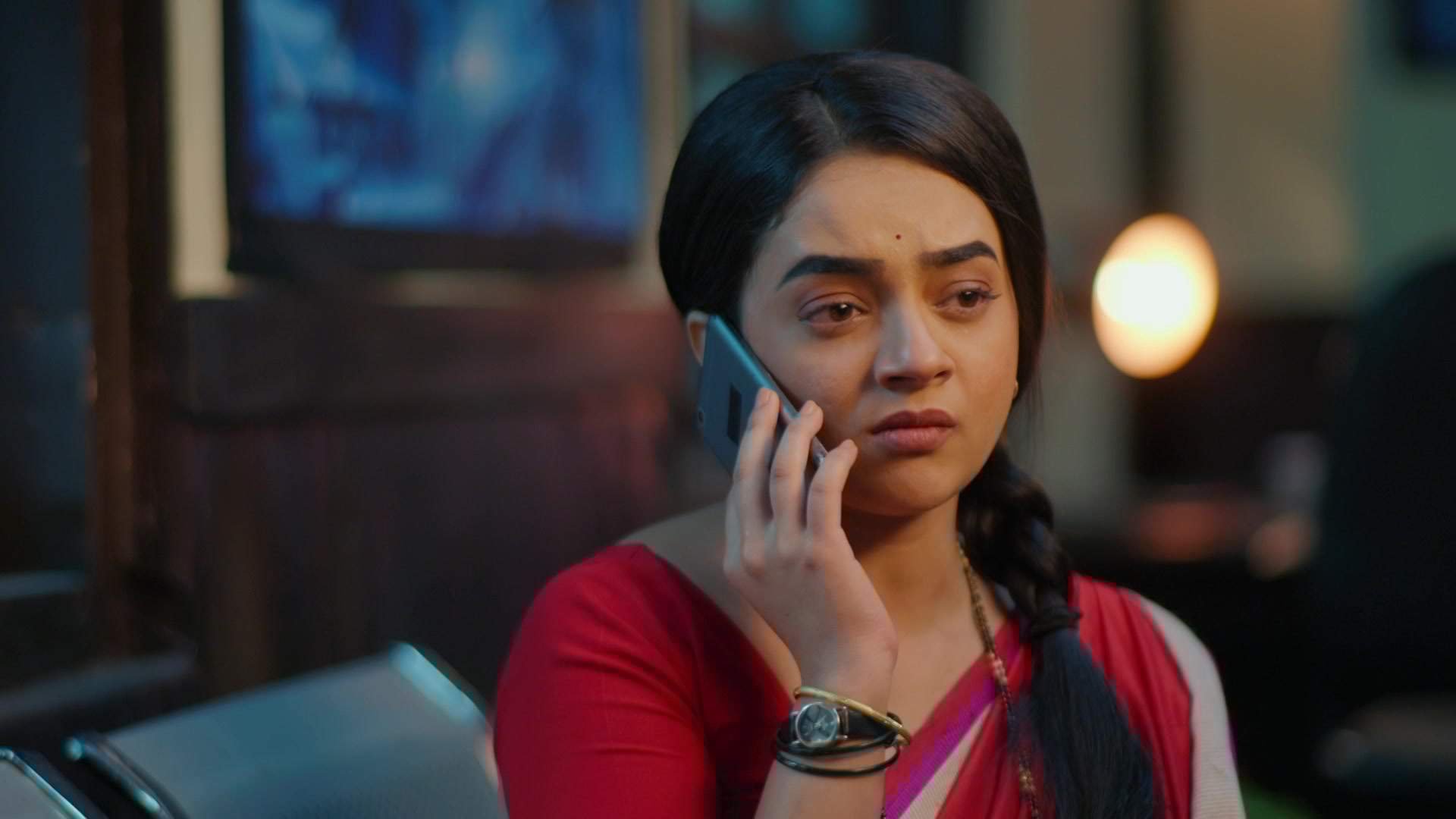 Watch Aboli Episode 1107 on JioHotstar