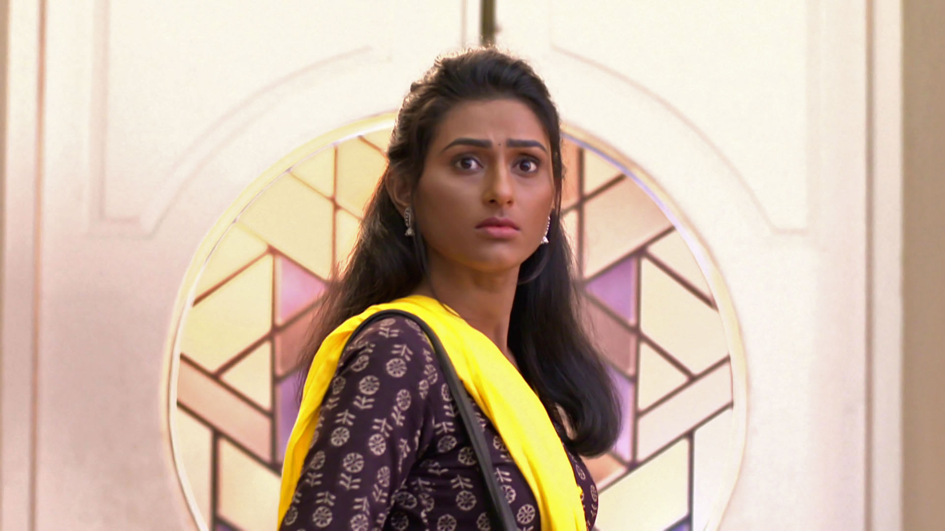 E1 - Deepa's Endless Misery - JioHotstar